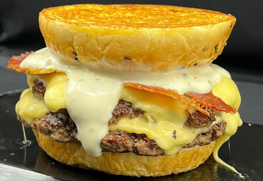 Messy Burger: una nueva hamburguesa para celebrar la llegada de Messi ...
